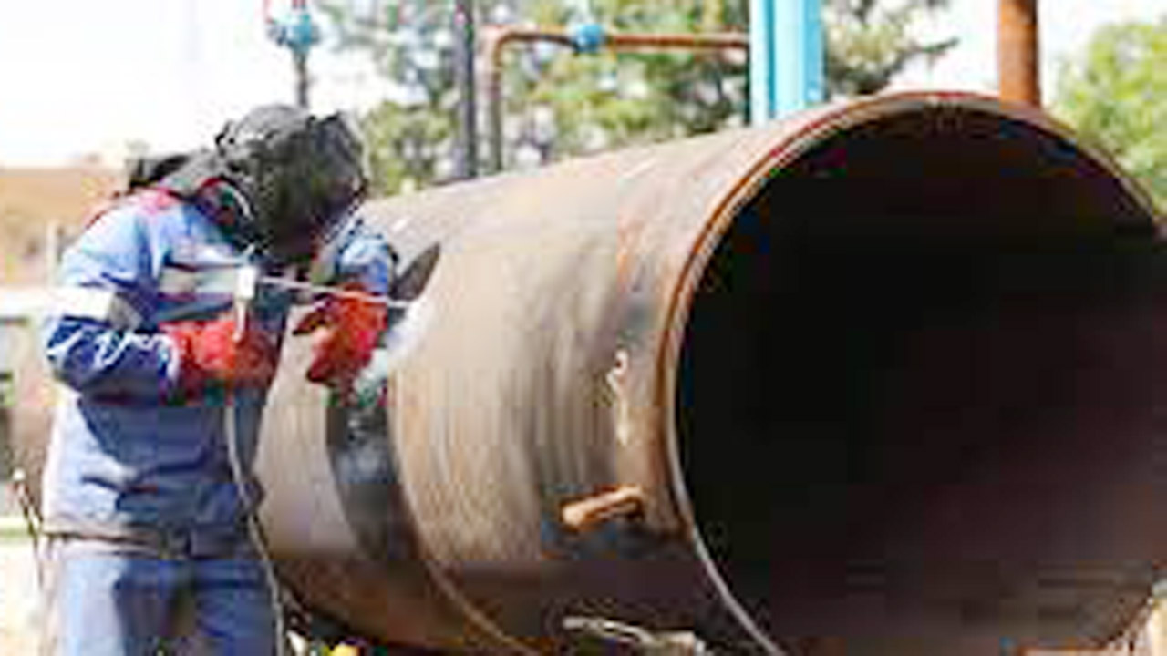 Pipe Welding vs Stick Welding: Key Differences You Should Know